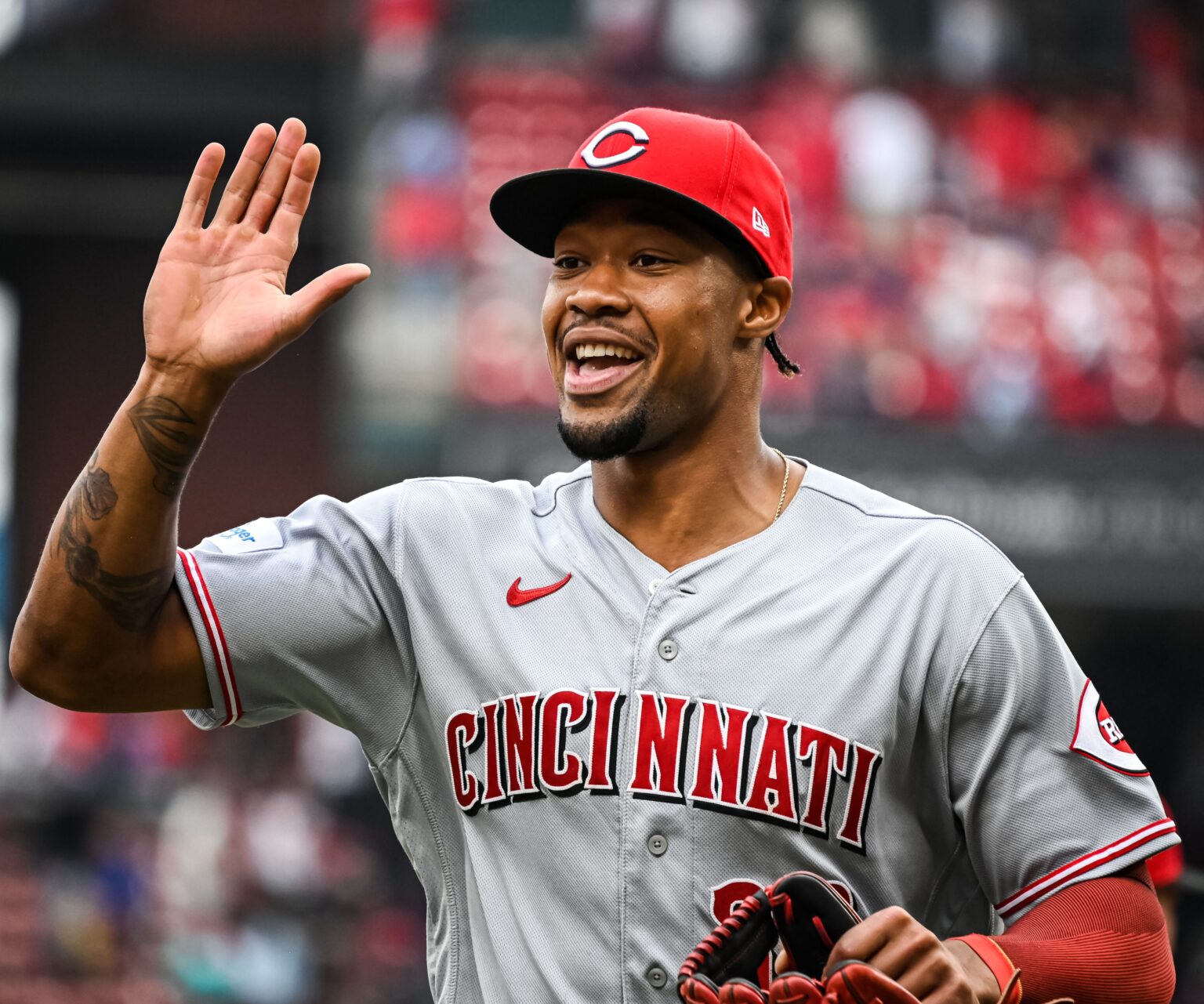 MLB-NEWS: Milwaukee Brewers have officially traded for Cincinnati Reds ...